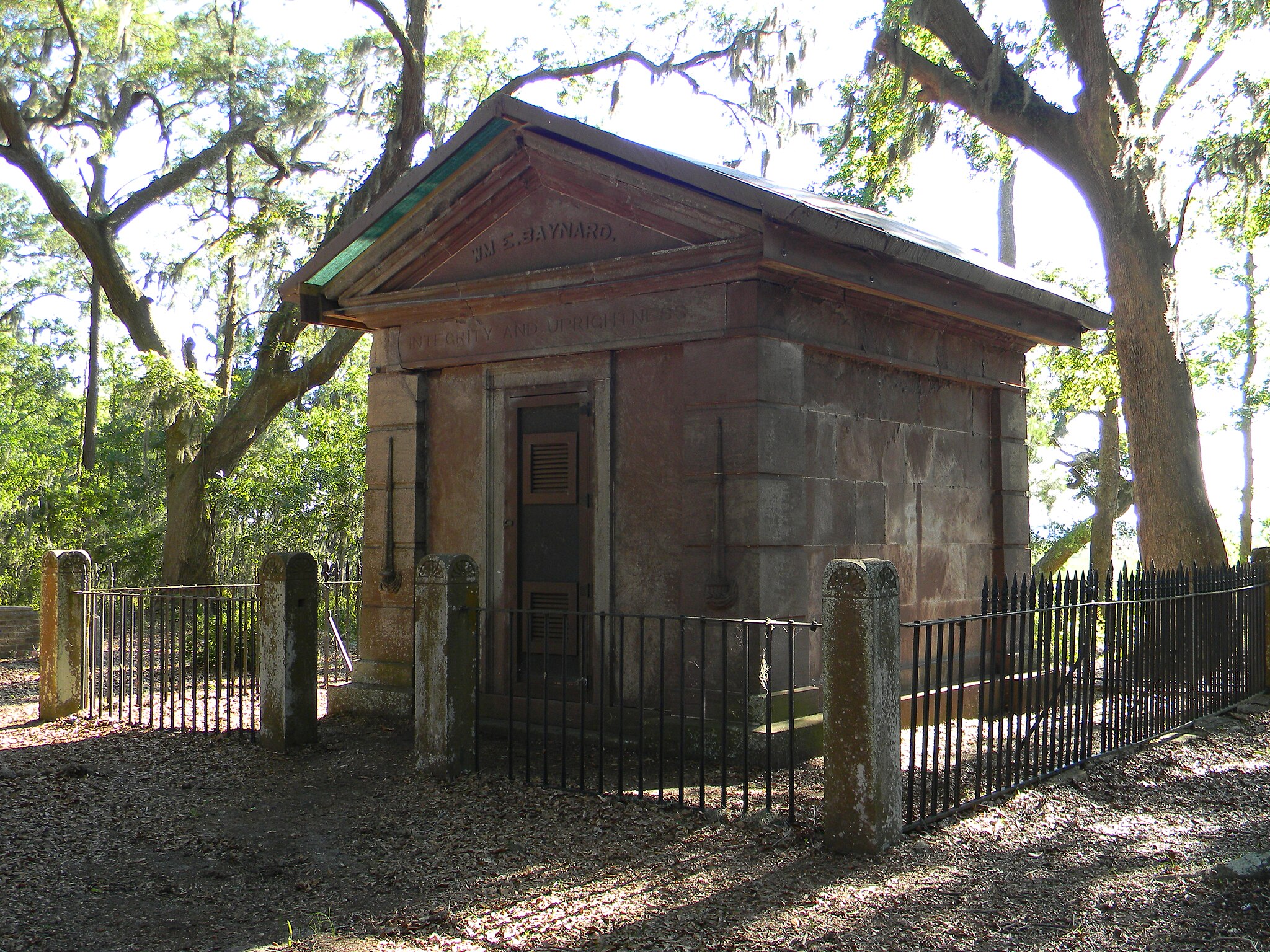 Hilton Head's Haunted Cemetery - HiltonHead.com